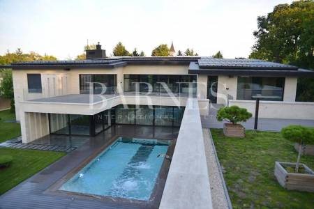 Luxury real estates for sale and rent in the whole territory of Hungary
